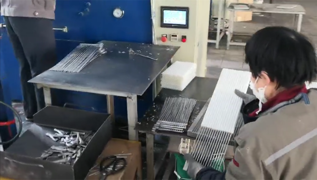 Spine/Grid Pressure Die Casting Machine - KYLT Industrial